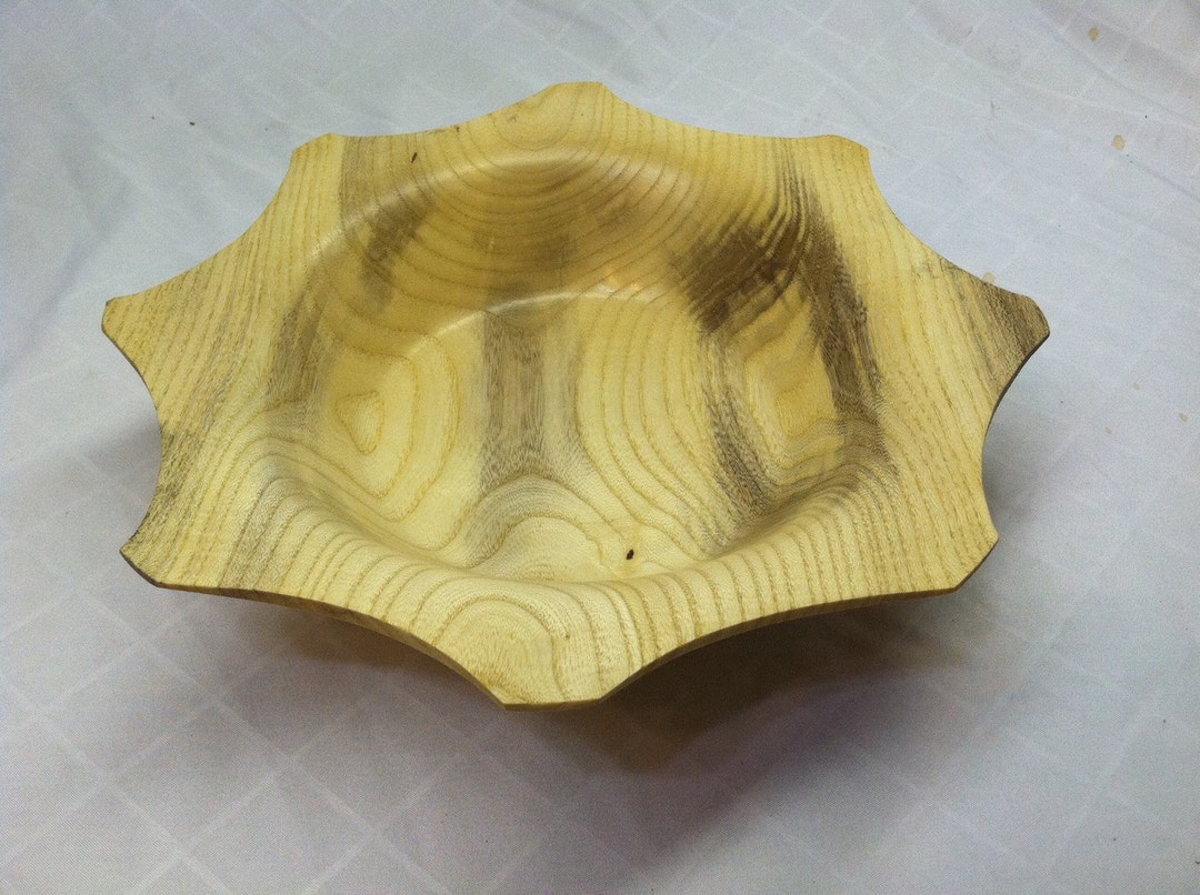 Lobed Edge Hackberry Bowl - Etsy