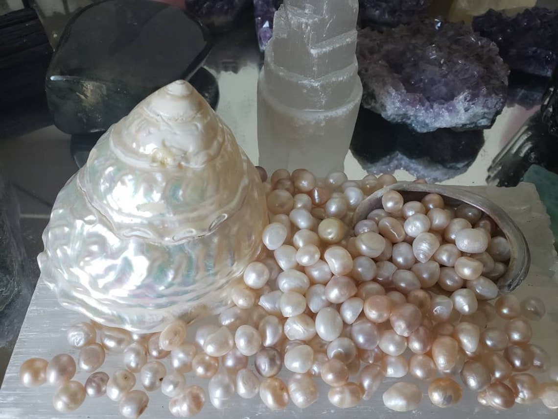 5 Undrilled Freshwater Pearls, Crystal Grid, Healing Crystals - Etsy