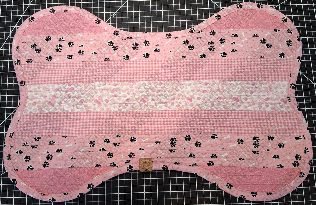 Medium Dog Bowl Mat Pattern - Paper Pattern - Jelly Roll Mat - Pet Bowl ...