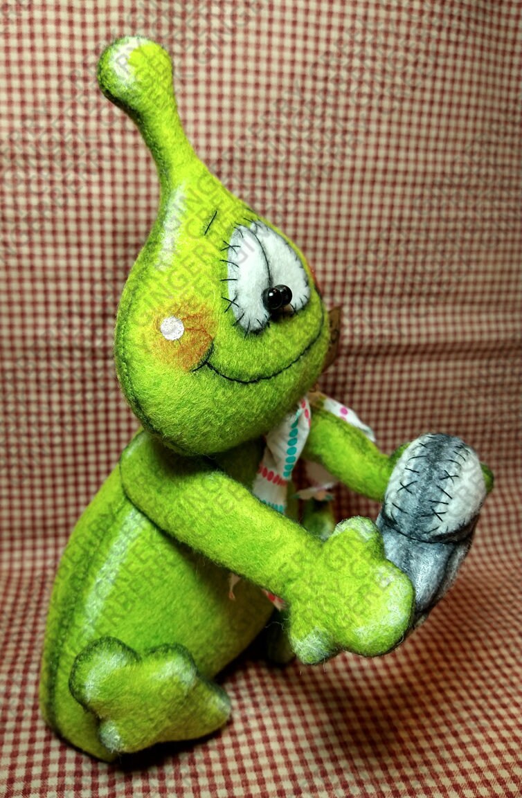 E-pattern - Little Green Munchkin Pattern #335 - Primitive Doll E ...