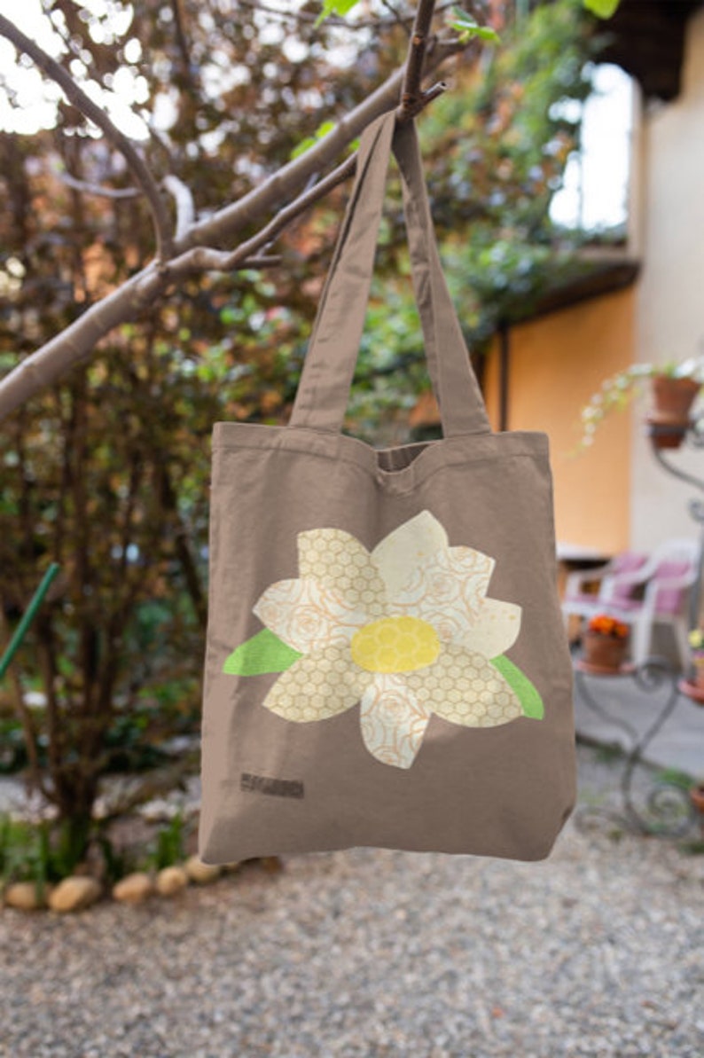 Fabric SVG File, Flower SVG, Raw Edge Applique Design, Cricut ...