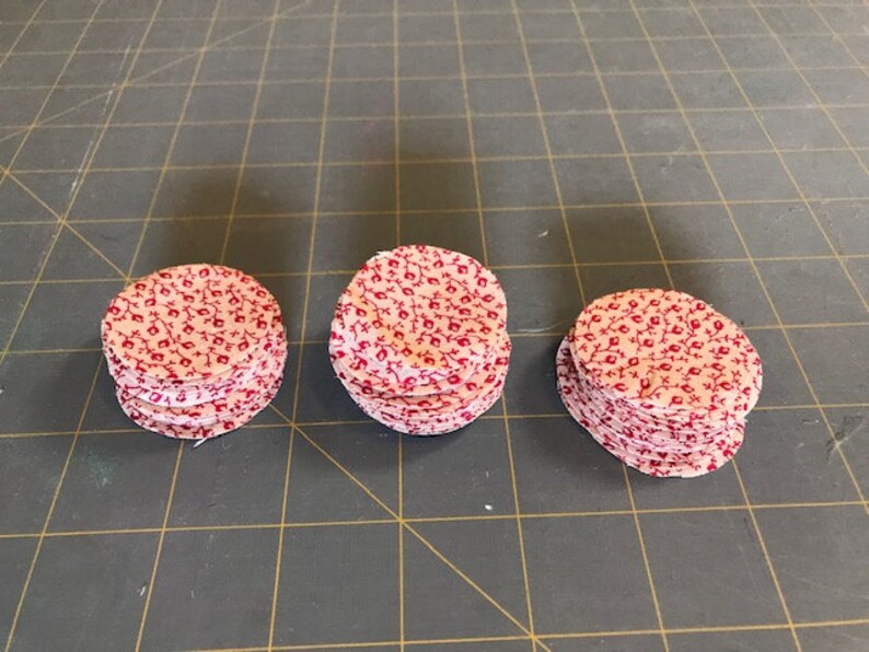 Circle SVG, Circle Cut File, Quilt SVG, Fabric Circle, Cricut, Sillhouette, Cut File, Puff Quilt ...