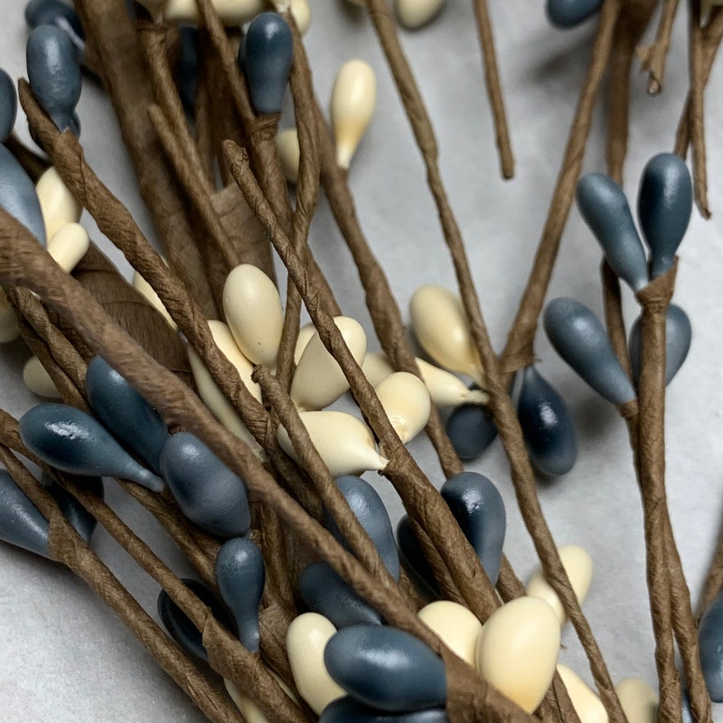 Pip Berry Garland - Etsy