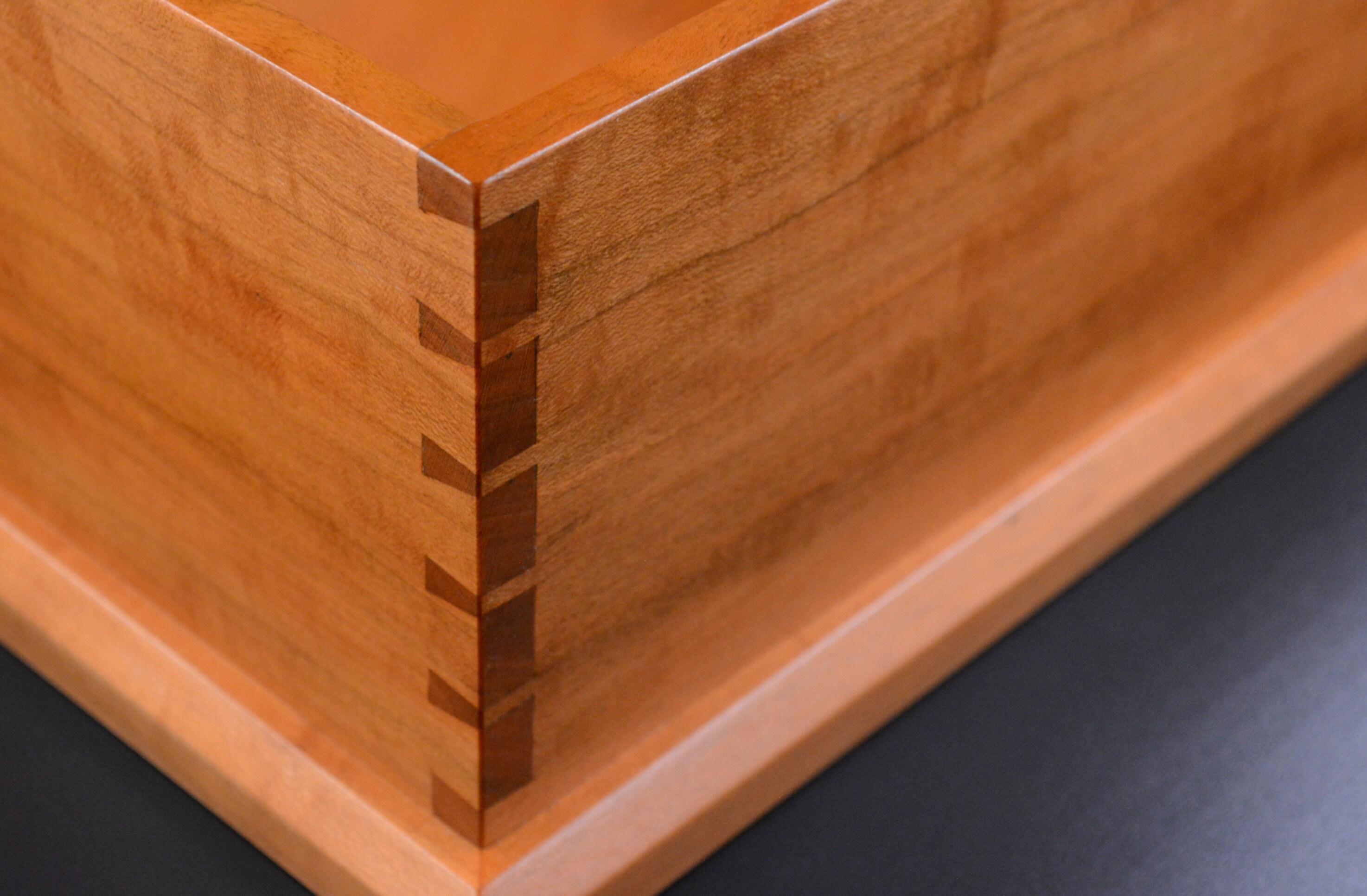 BEAUTIFUL Dovetail Box Made in CHERRY Jewelry Trinket Keepsake ...