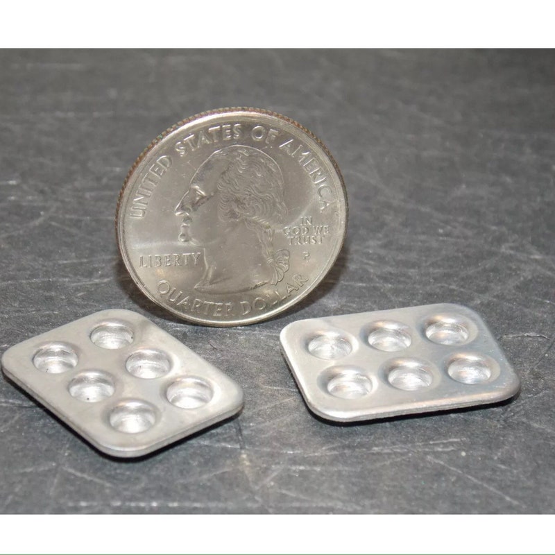 2 Muffin Tins - Etsy