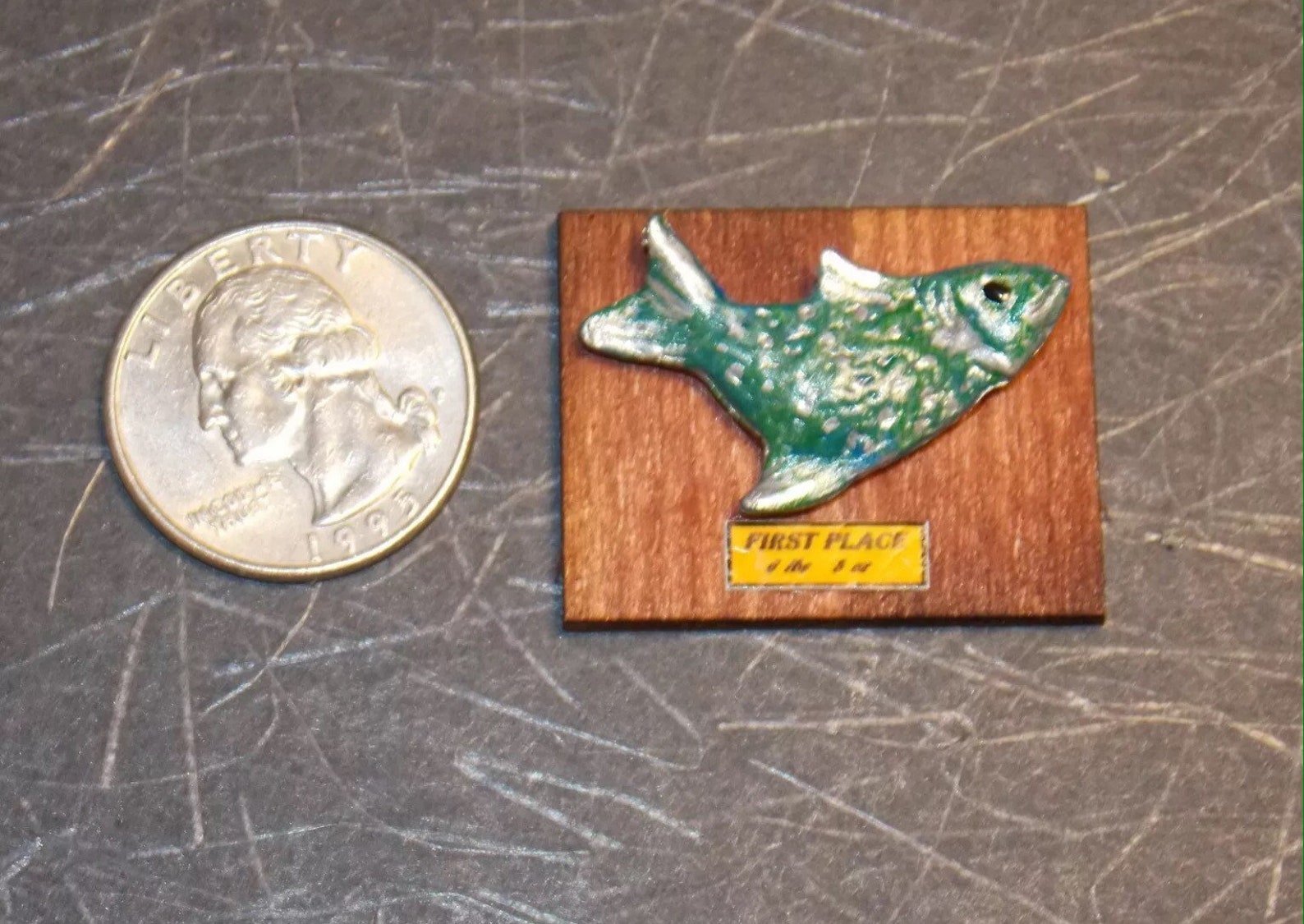 Dollhouse Miniature Fish Trophy Award Plaque 1:12 Inch Scale Z29 Dollys ...