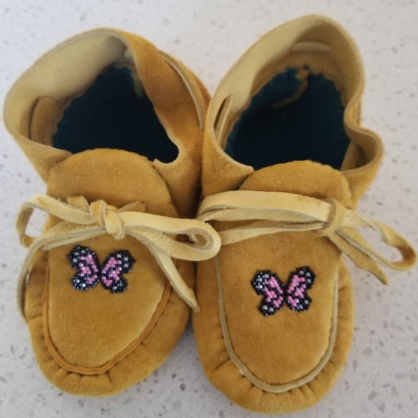 Beaded Baby Moccasin - Etsy