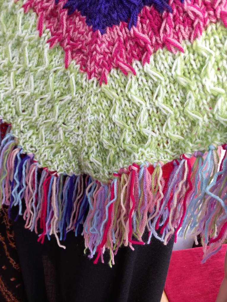 Retro Style Poncho Textured Slip Stitch Pattern in a Rainbow - Etsy