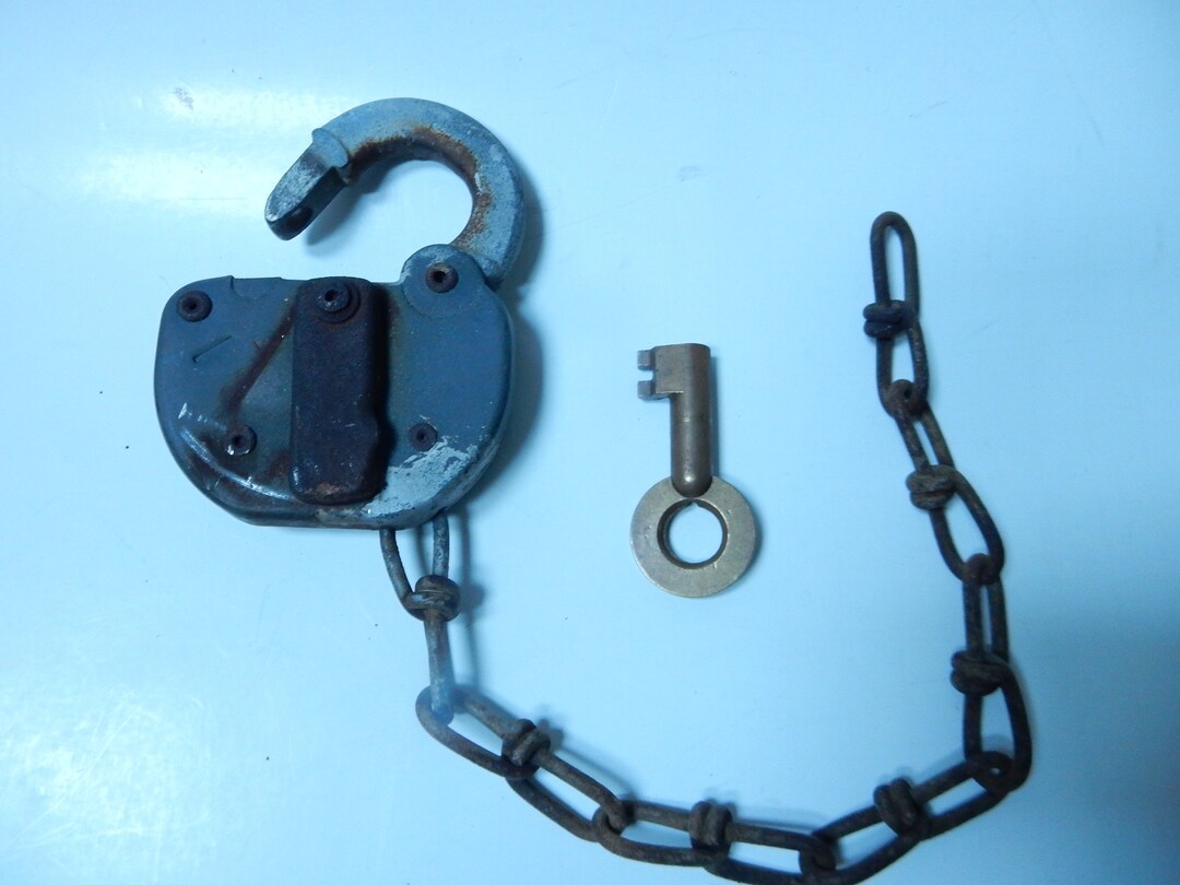 Train Chain Lock and Key - Etsy