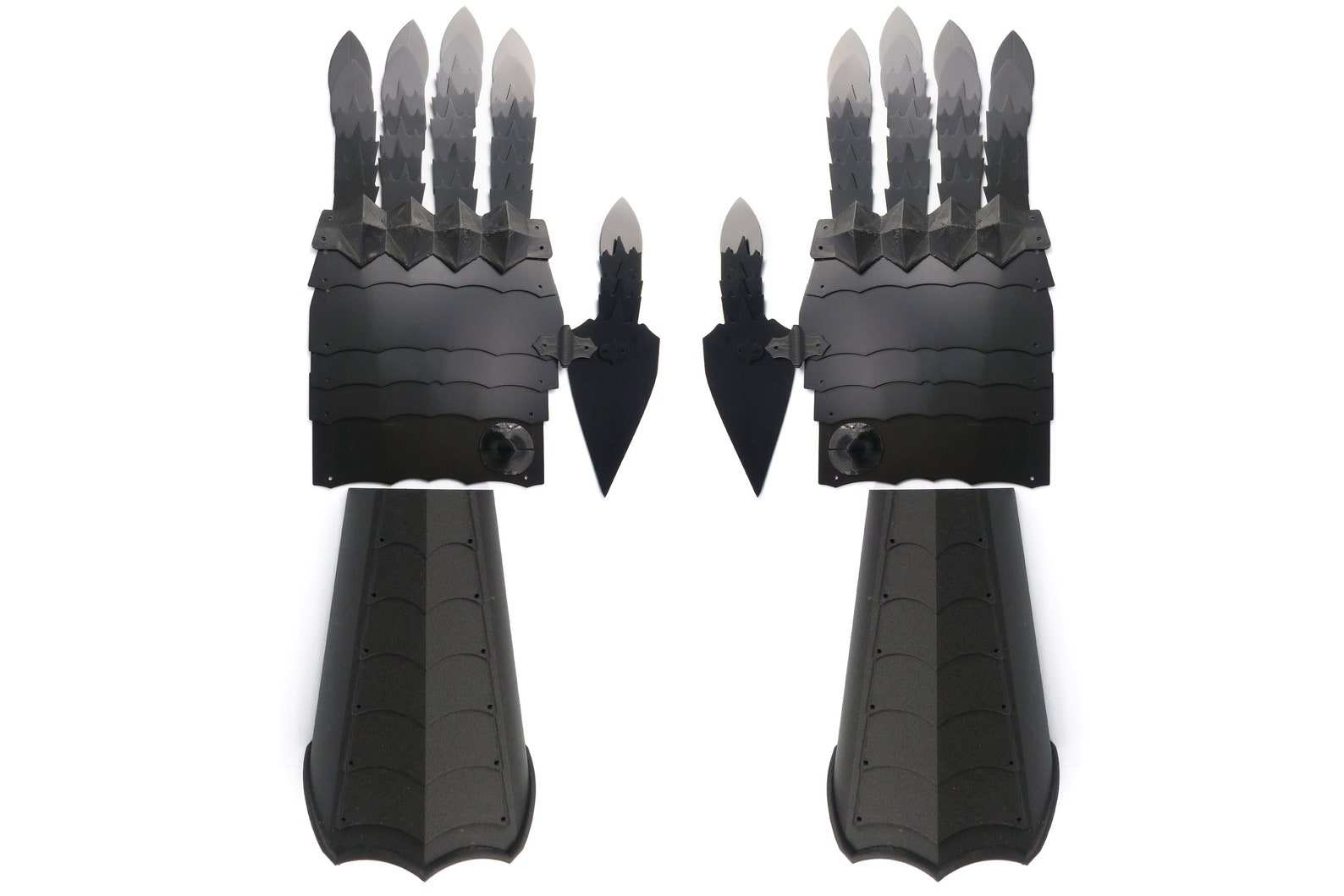 Ringwraith Gothic Gauntlets 3D Model | Etsy