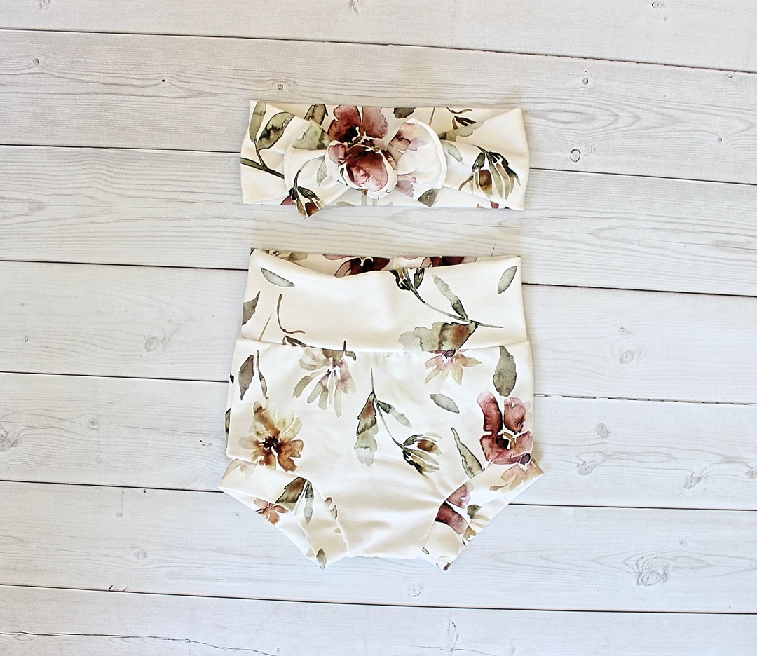 Baby High Waisted Bummies in Watercolor Floral Print , Baby Girl Bummies, Baby Shower Gift ...