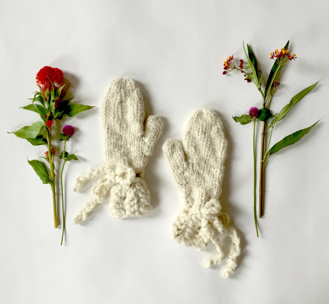 Penny Lane Mittens Pattern ~ Knitting Pattern for Super Bulky, Chunky ...