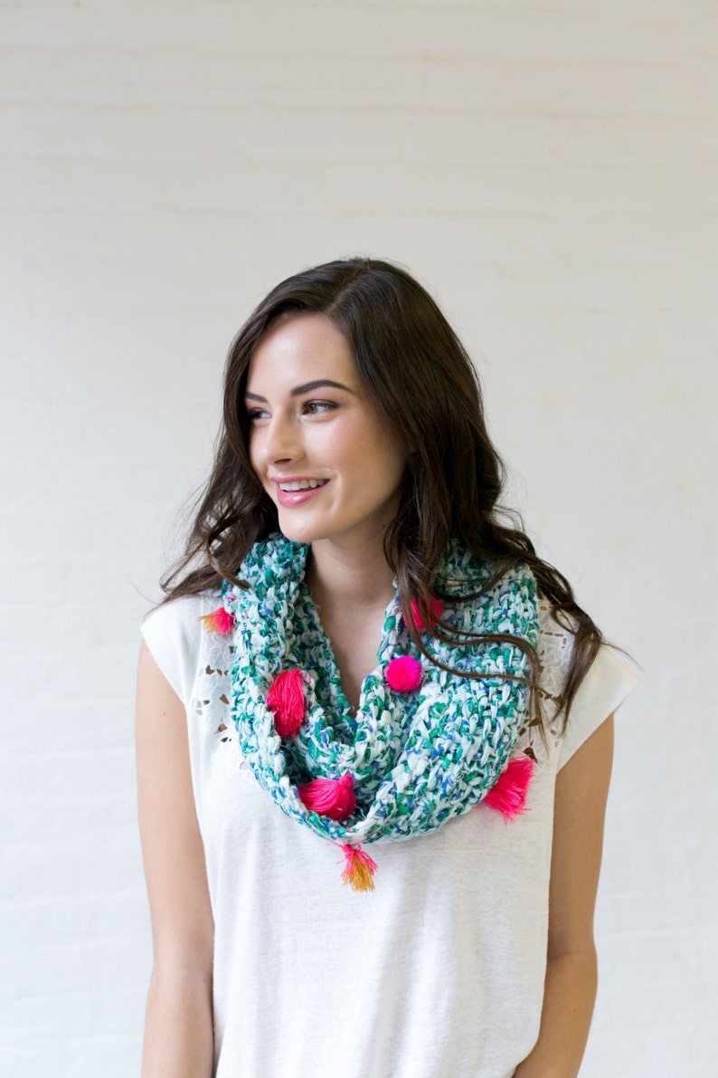 COWL PATTERN // Easy Knit Cowl Pattern Spring Knitting - Etsy