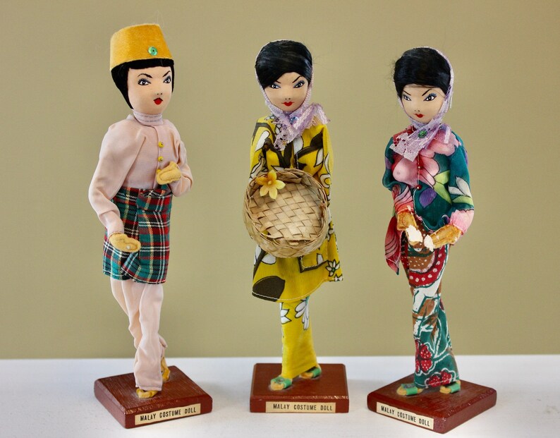 Three Malaysian Costume Souvenir Dolls Collectible Folk - Etsy