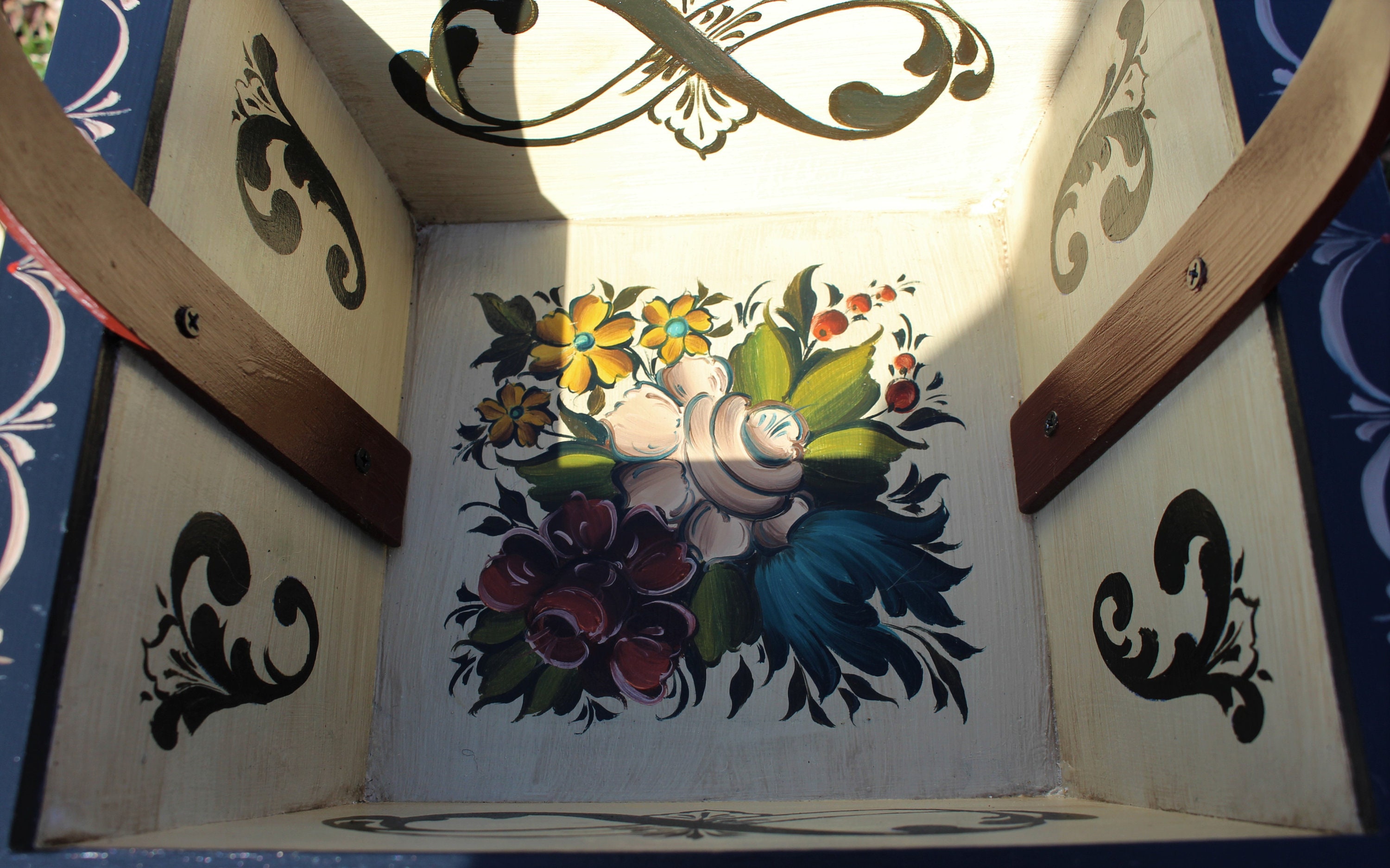 Beautiful Norewgian Rosemaling Hand Painted in the Valdres Style Bass ...