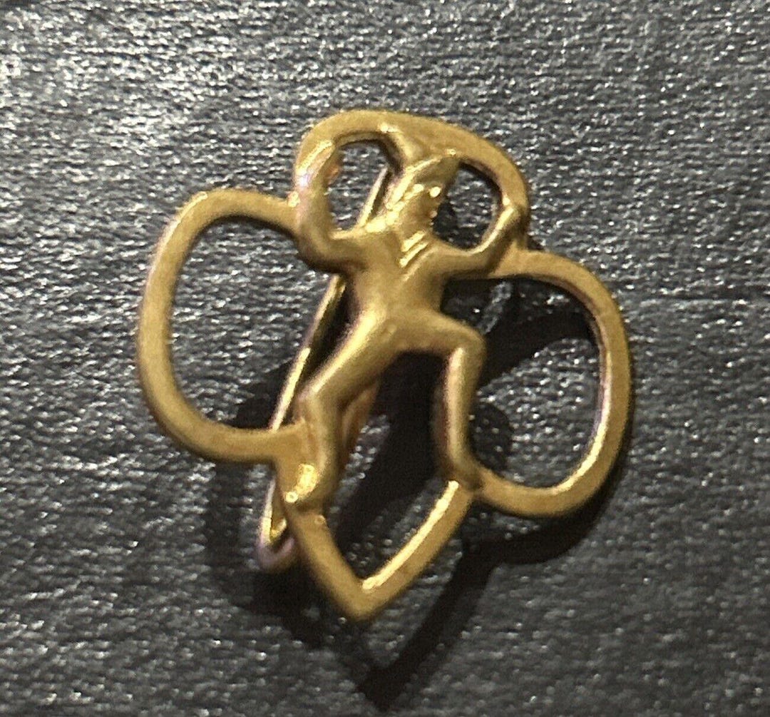 Vintage Girl Scout Brownie Pin Gold Tone - Etsy