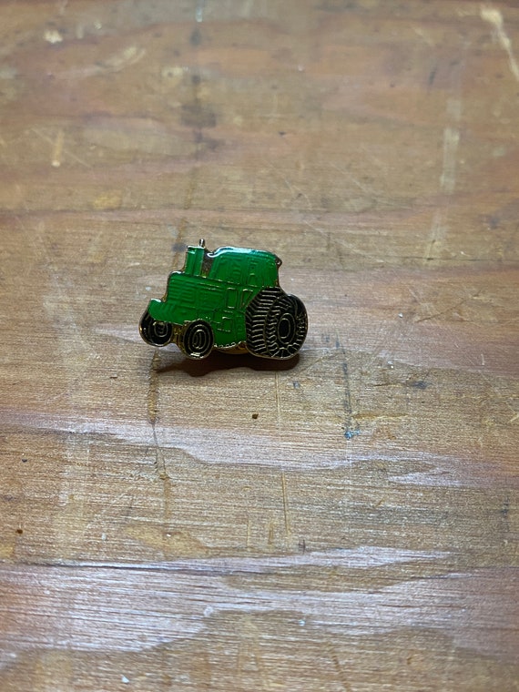 Pin green tractor farmer pin hat bibs pin farm Small … - Gem