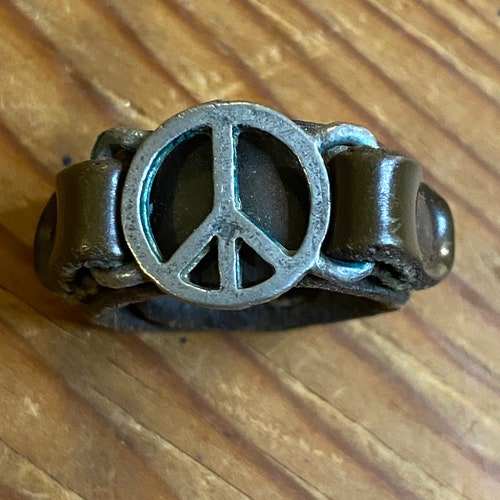 Vintage Sterling Silver White Opal Peace Sign Ring Size 8 - Etsy