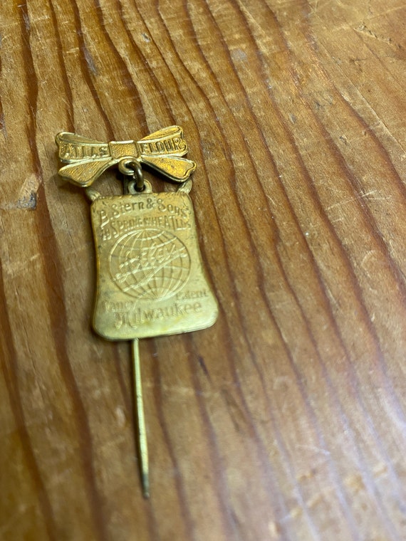 atlas flour pin - Gem