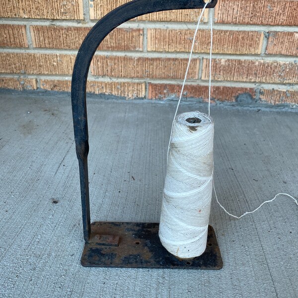 String Holder - Etsy