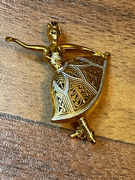 ballerina brooch by monet - Gem