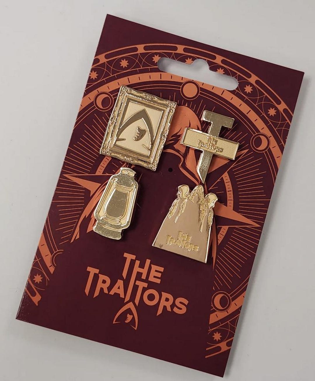 The Traitors Golden Metal Lapel Pin Badge Button 4 Pins Set Traitor ...