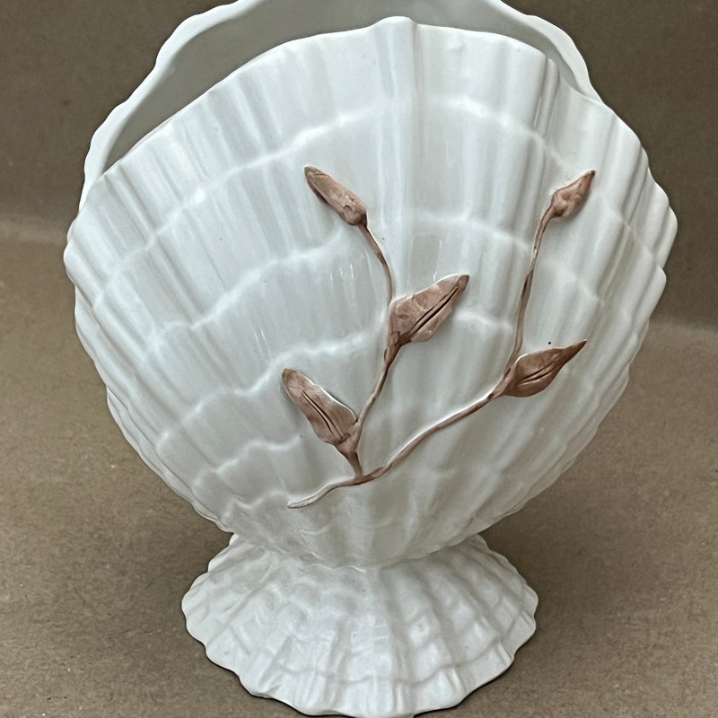 Clam Shell Planter - Etsy