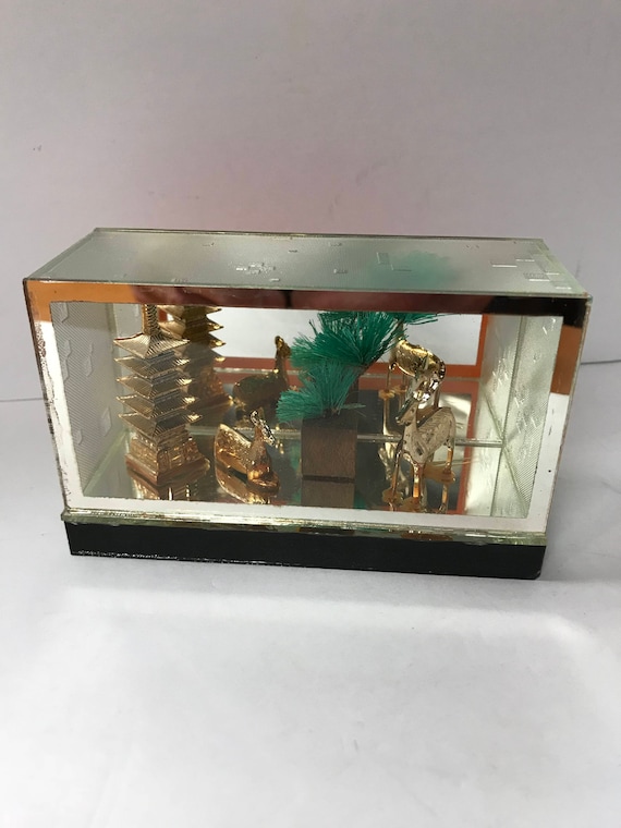 Vintage Japanese Glass Box Diorama With Pagoda and Deer TYPE E - Etsy