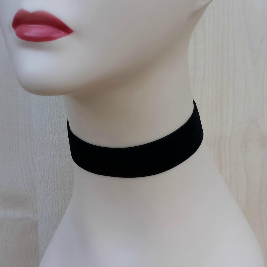 Premium Classic Plain Velvet Choker Stainless Steel Findings Necklace ...