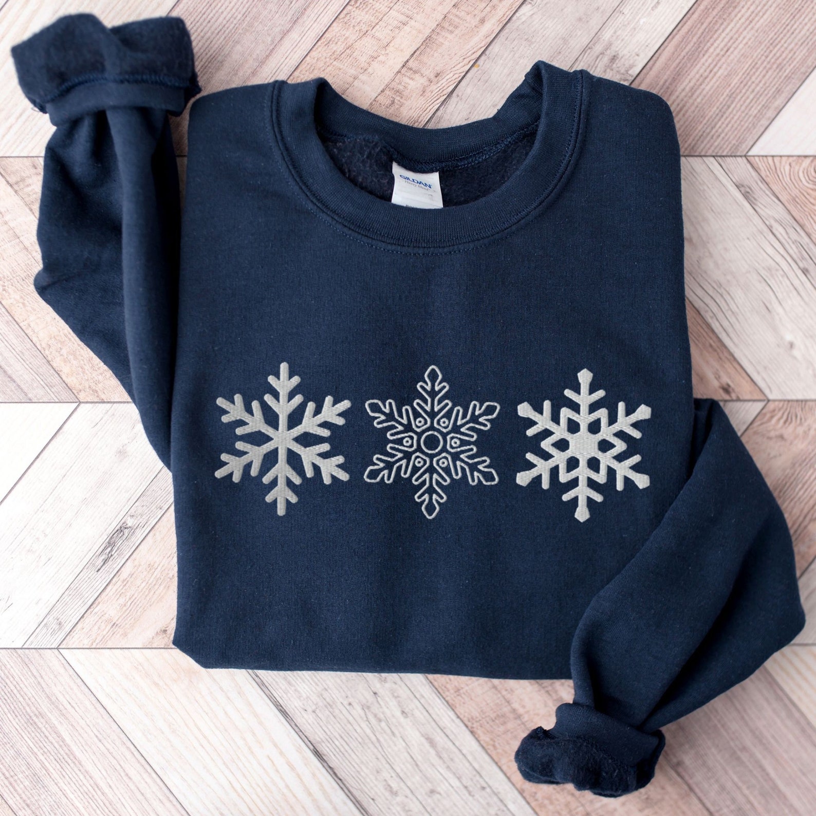 Embroidered Snowflake Sweatshirt, Winter Crewneck, Holiday Sweater ...