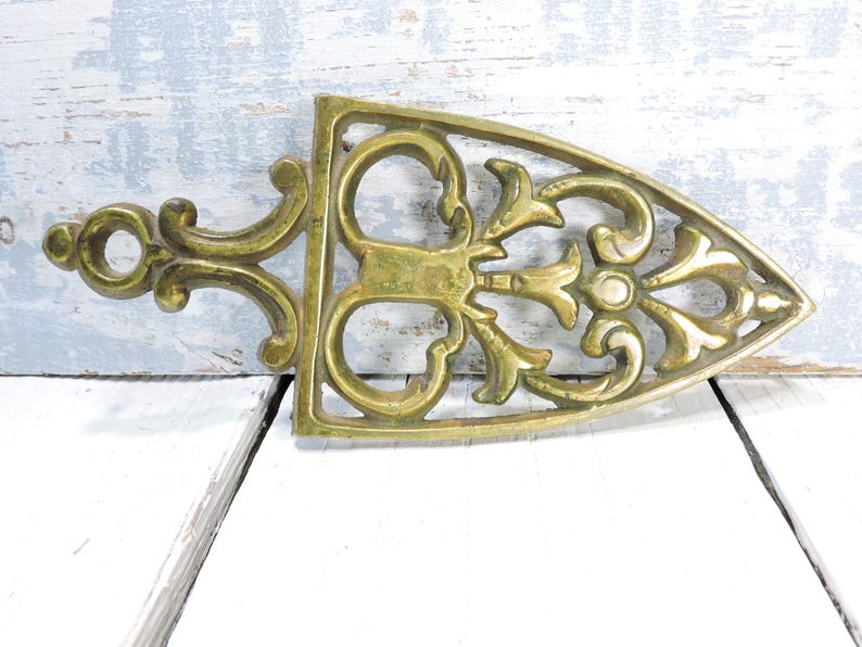 Trivet: Gold or Brass Ornate Footed Vintage Trivet Iron Shaped - Etsy
