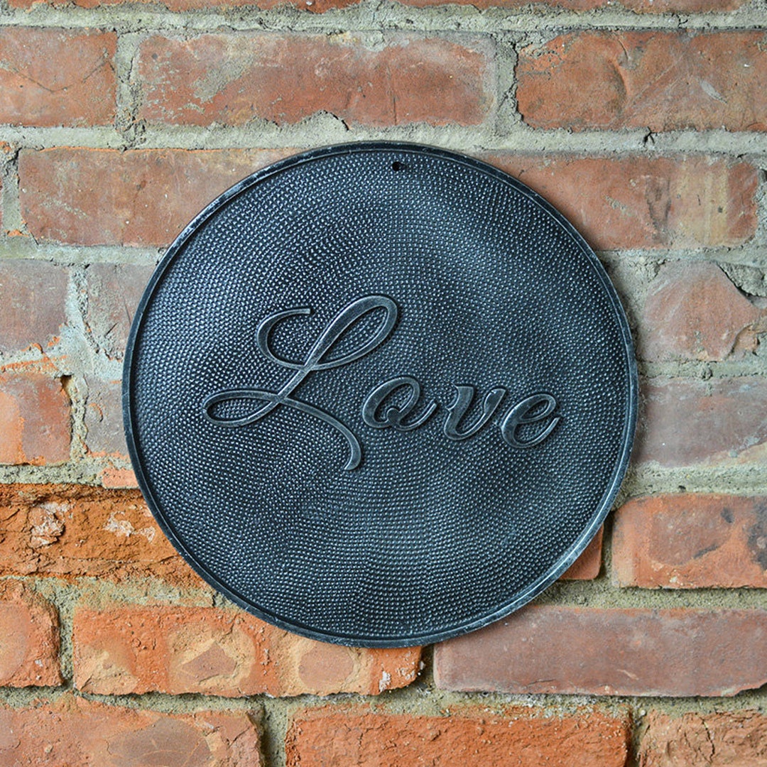 Round Plaque - Sign - Cast Plaque - LOVE - Home Decor - Wall Plaque ...