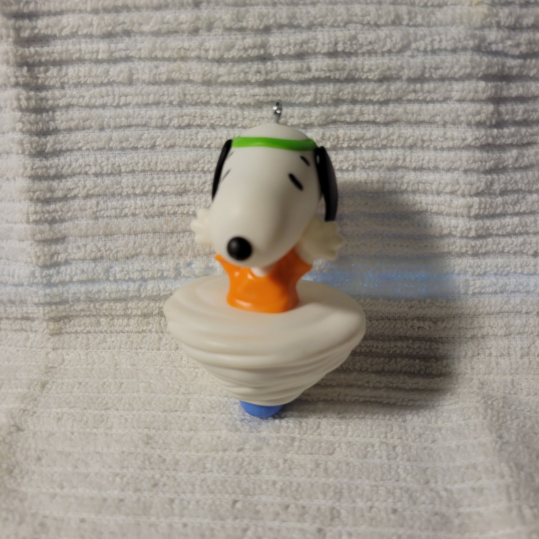 Spinning Snoopy Ornament - Etsy