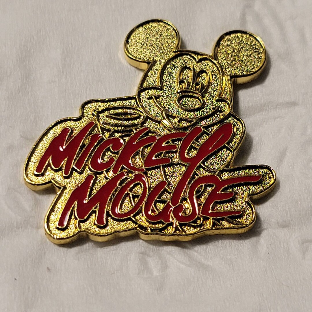 Mickey Mouse Disney Needle Minder - Etsy