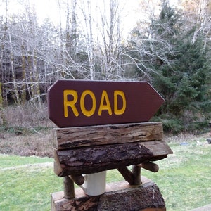 ROAD DIRECTION Sign Right Arrow, Park Service Style Path Trail Road ...