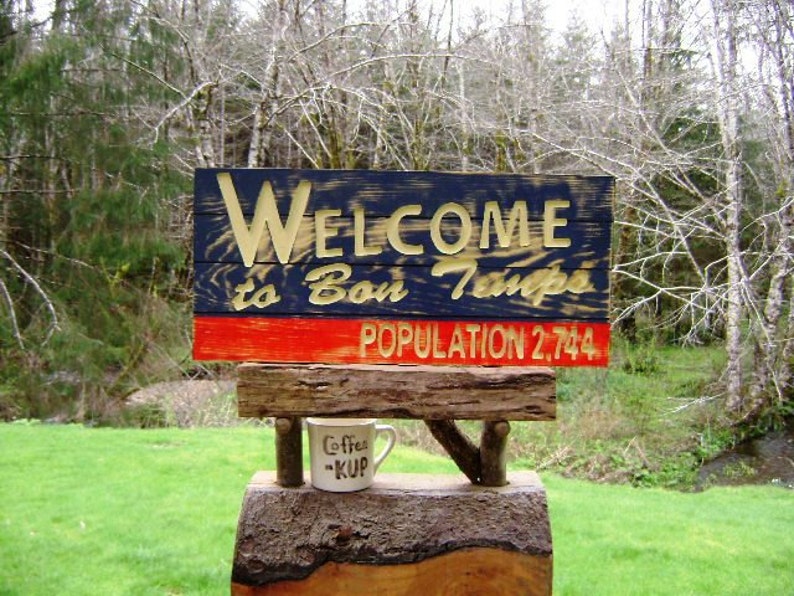 True Blood Vampire Sign WELCOME to BON TEMPS: Catfish Capitol - Etsy