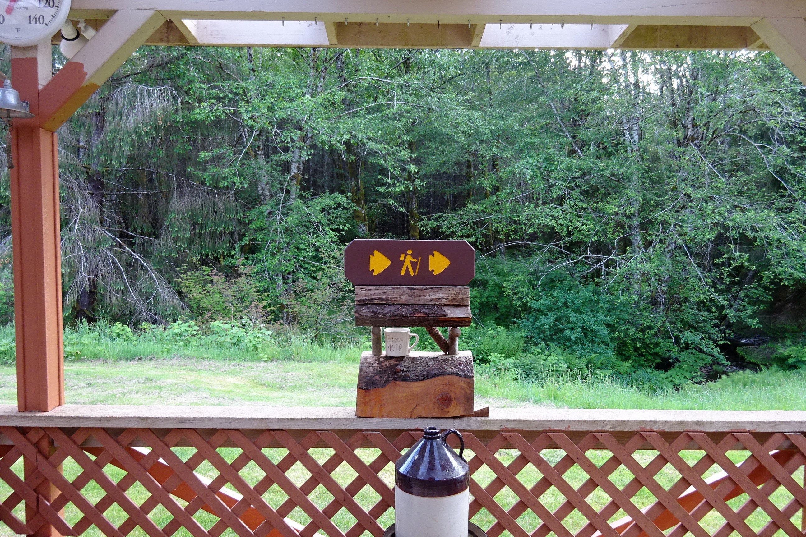 HIKER BACKPACKER Sign With Arrowheads, Park Style Path Trail Road Camp ...