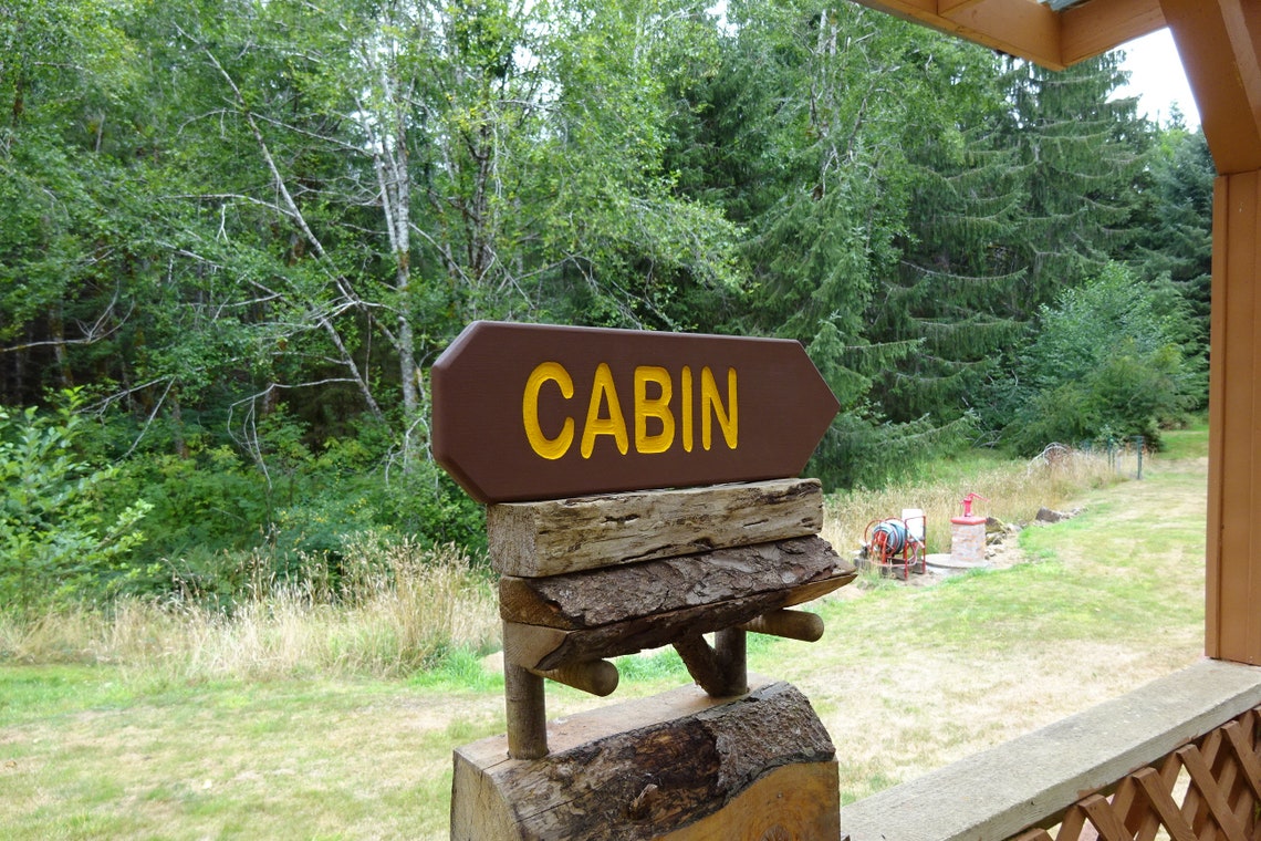 CABIN With Cut Arrow Sign, National Park Path Trail Road Cabin Lodge ...