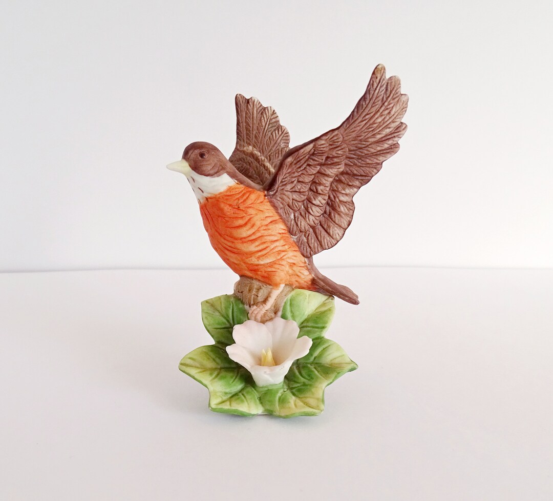 Bird Figurine Robin J Byron Wings Spread - Etsy
