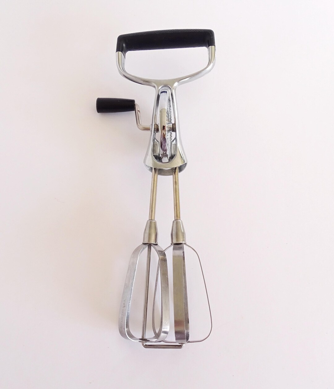 Vintage Ekco Egg Beater Mixer Hand Held Kitchen Stainless Steel Utensil ...