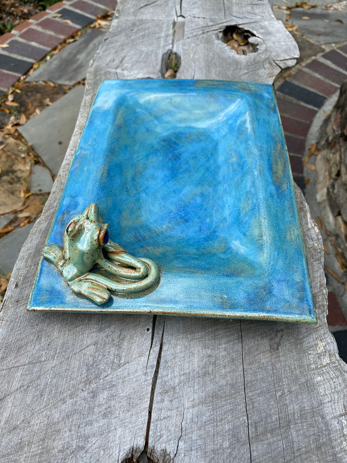 Stoneware frog plate | Etsy