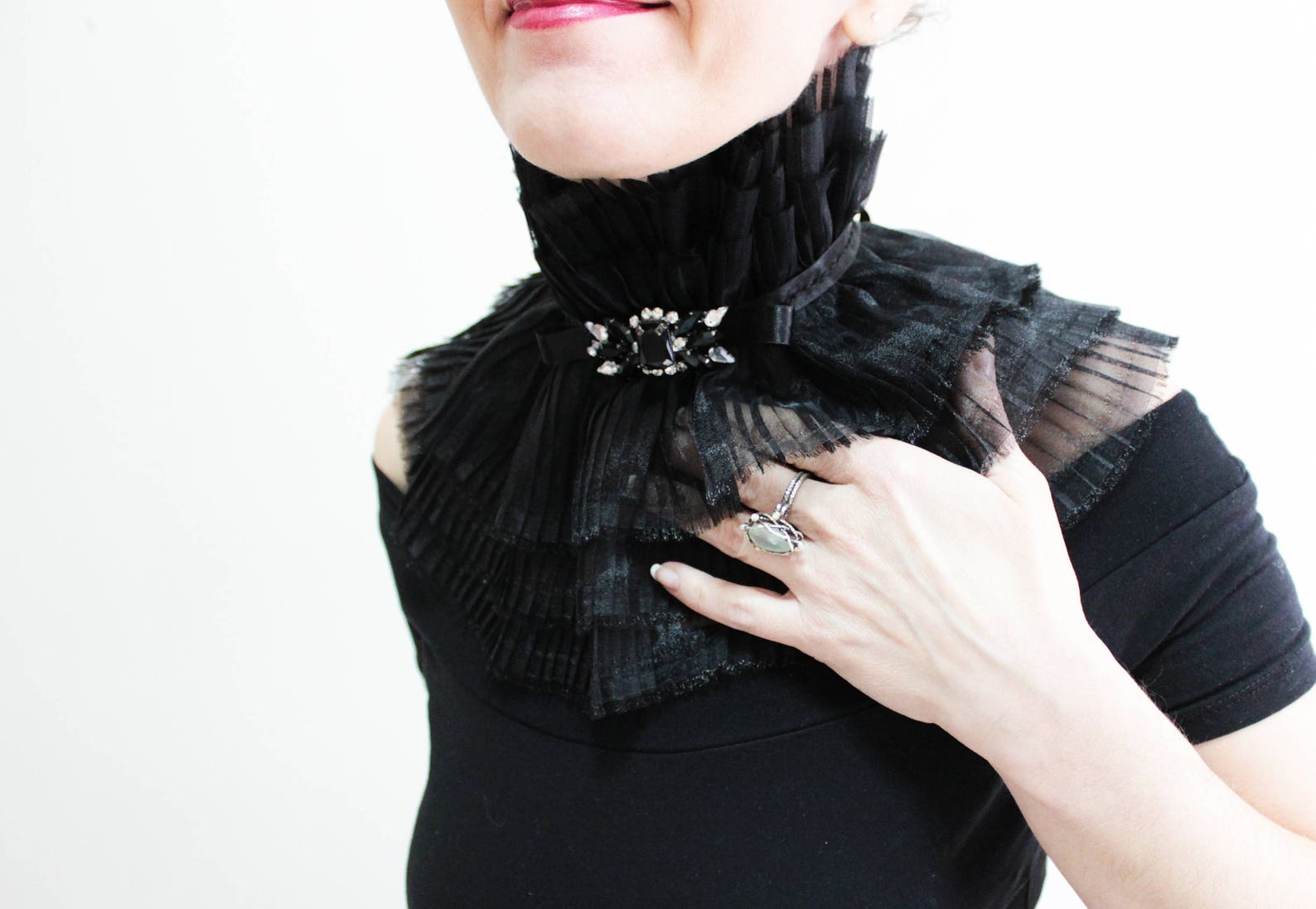 Black Detachable Ruffle Collar Unique Gifts Peter Pan Collar - Etsy