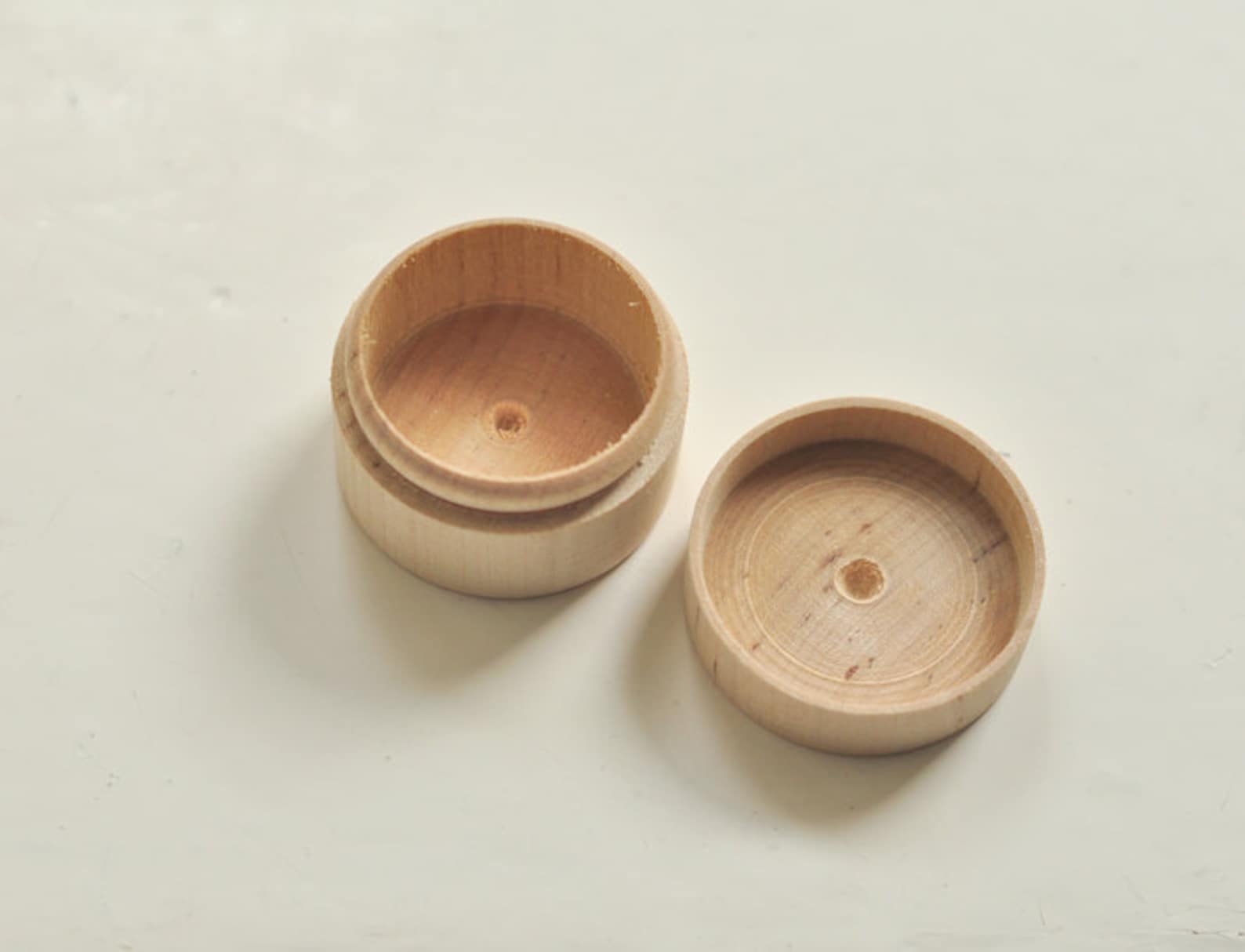 Very Little Wooden Round Box Wedding Ring Box Engagement | Etsy