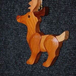 REINDEER CHRISTMAS ORNAMENT Carving. A Traditional Spirited and ...