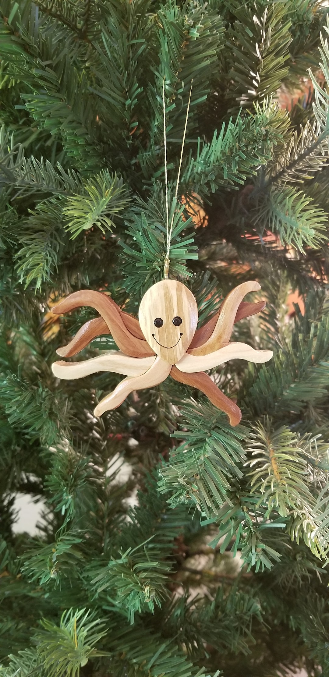 OCTOPUS CHRISTMAS ORNAMENT Carving. Charming Design Ready to Wrap His ...