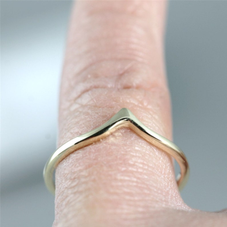 14K Gold Chevron V Ring Yellow White or Rose Gold Wedding | Etsy