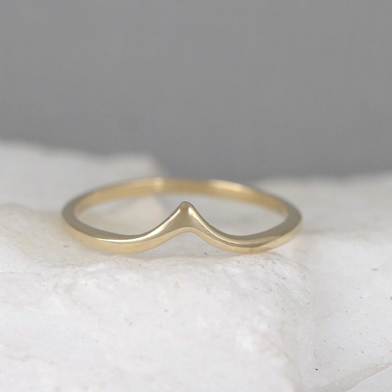 14K Gold Chevron V Ring Yellow White or Rose Gold Wedding | Etsy