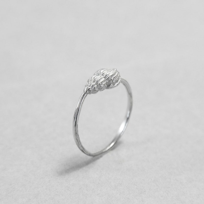 Seashell Ring - Etsy