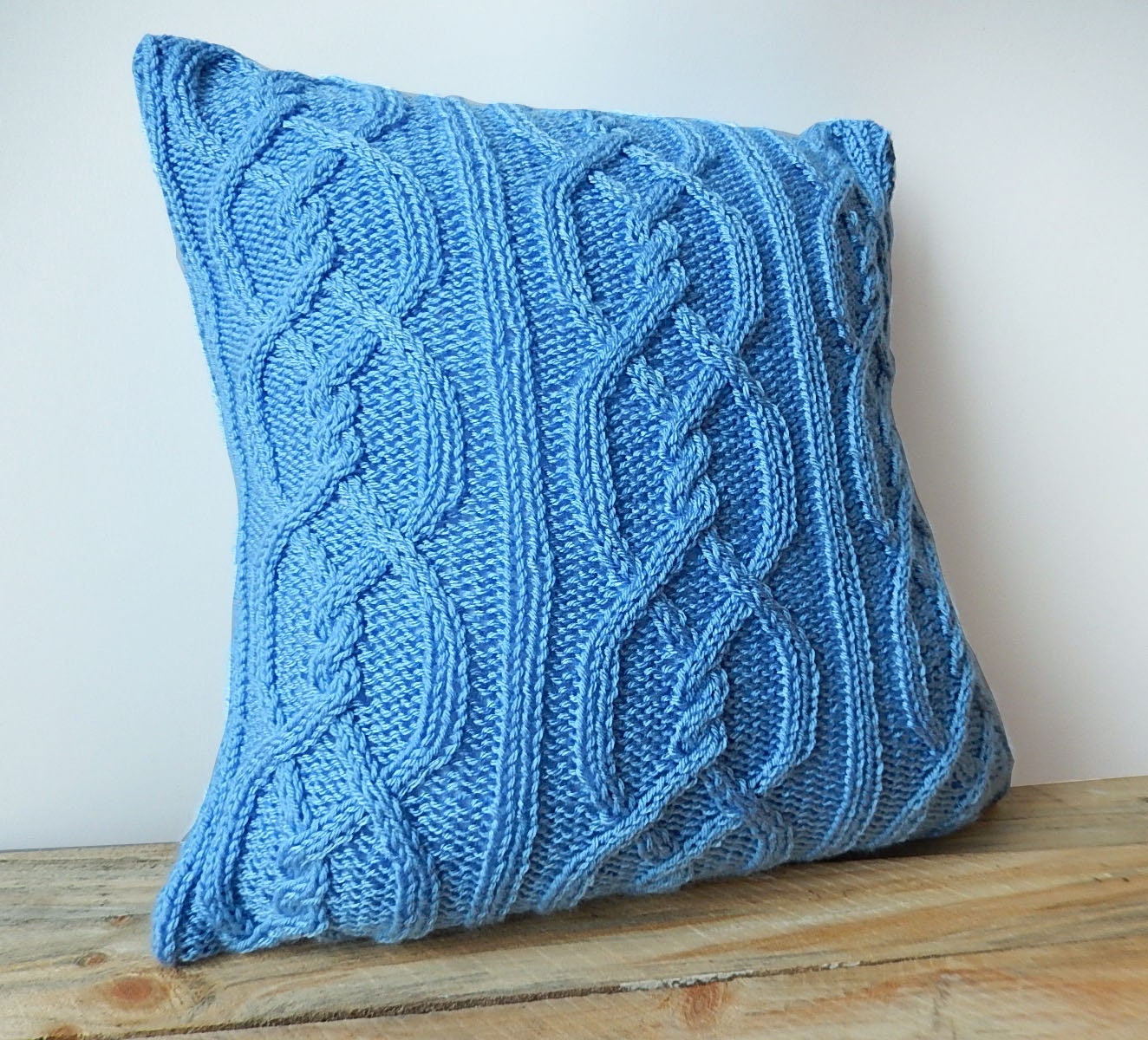 KNITTING PATTERN / Cozy Cushion Cover Tutorial for Knitted Cable ...