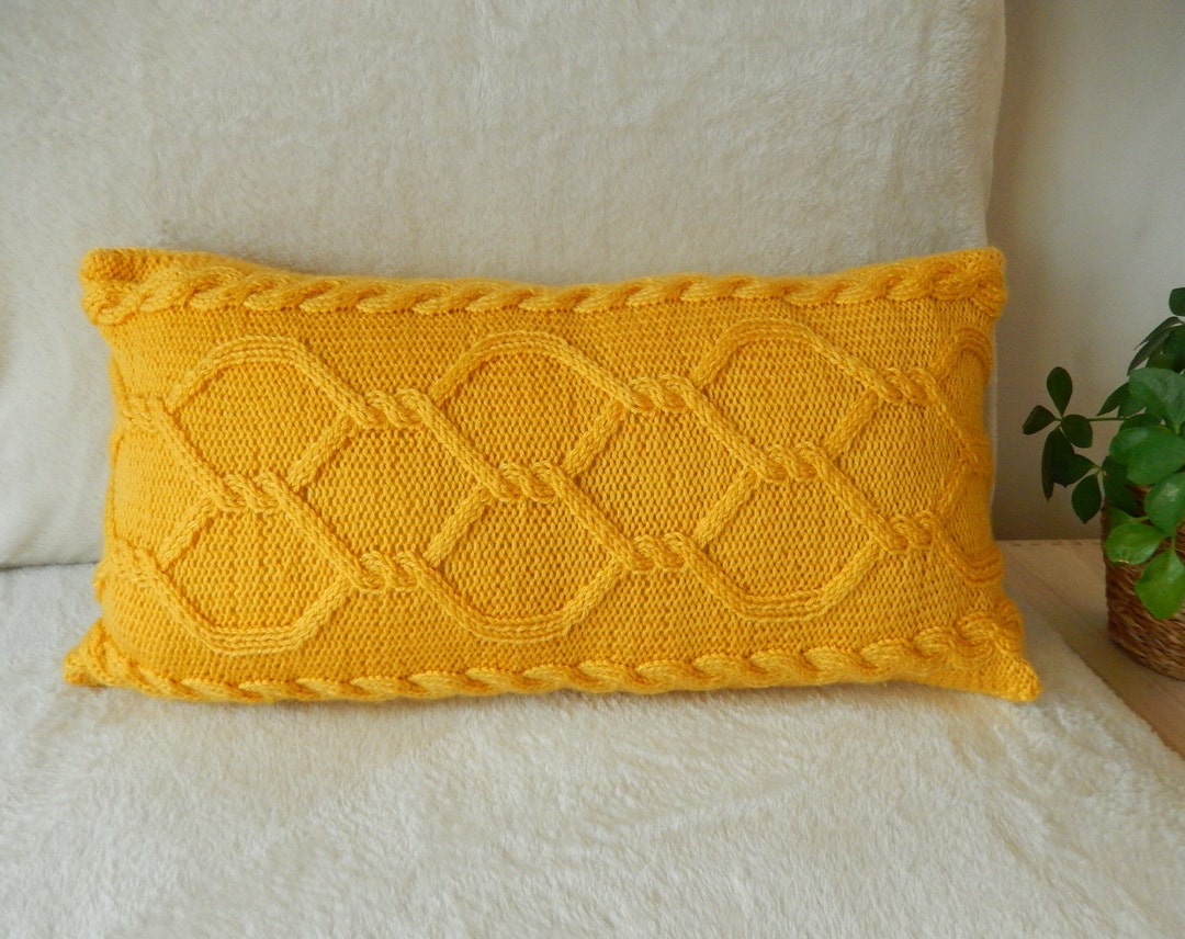 KNITTING PATTERN / Cushion Cozy Cable Pillow Knitting Pattern ...